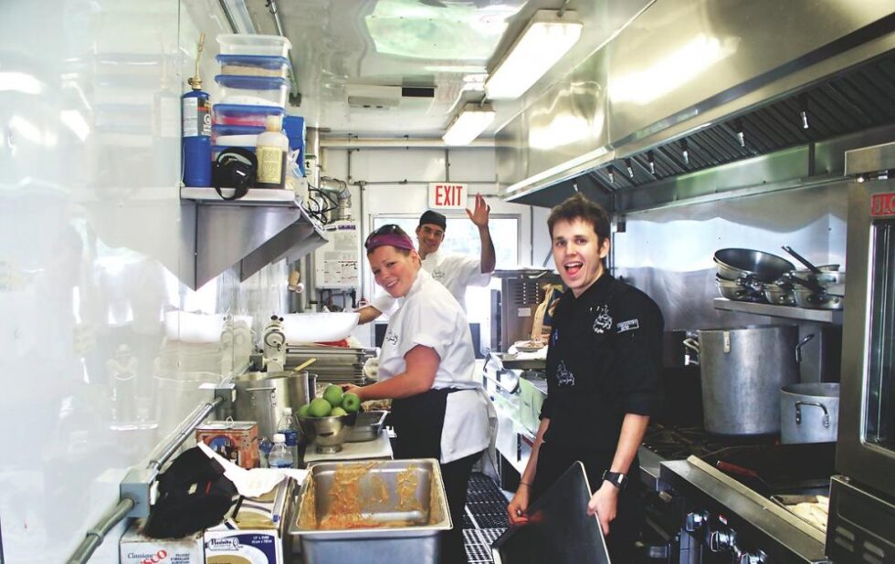 American Mobile Kitchens – Mobile Kitchen Rentals